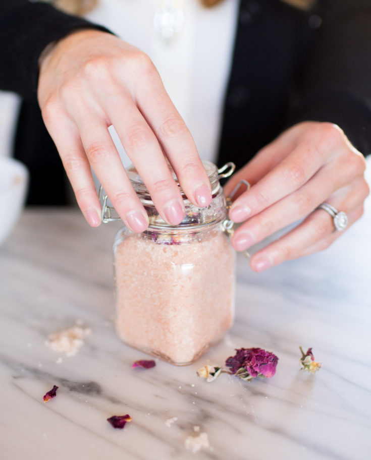 This Smoothing Body Scrub Recipe will Leave Your Skin Silky & Glowing!