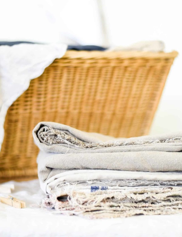 DIY Three Thread Rolled Hem Napkin using Serger