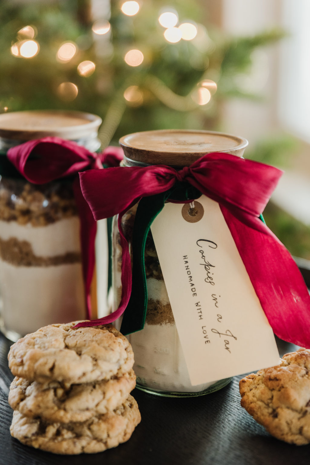 Chocolate Chip Cookies in a Jar with FREE Printable! - Boxwood Ave.