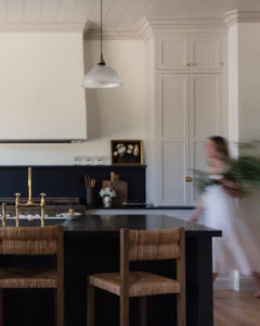 A Designer's Guide to the Best Warm White Paint Colors